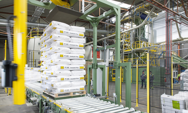 Blowing Wool Solutions | Saint-Gobain Solutions